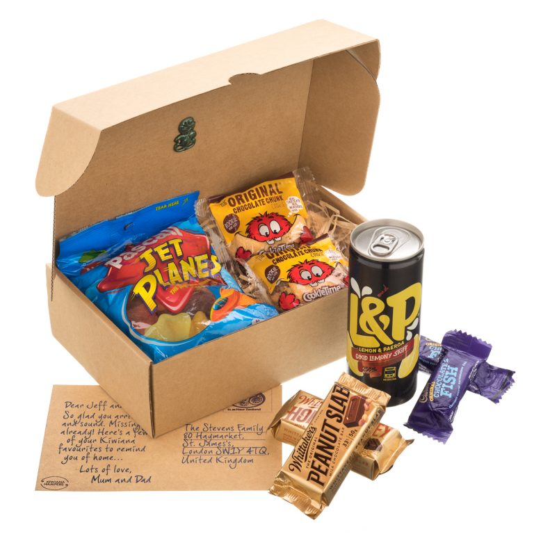 Snack Box - Kiwiana Hampers | AROHA FROM AOTEAROA